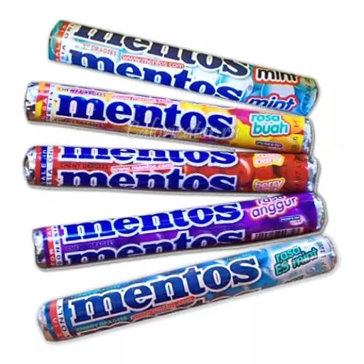 Sarage kramtomoji mentos.