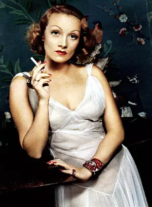 Chế độ ăn kiêng Marlene Dietrich.