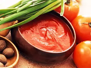Slik lager du tomatpasta