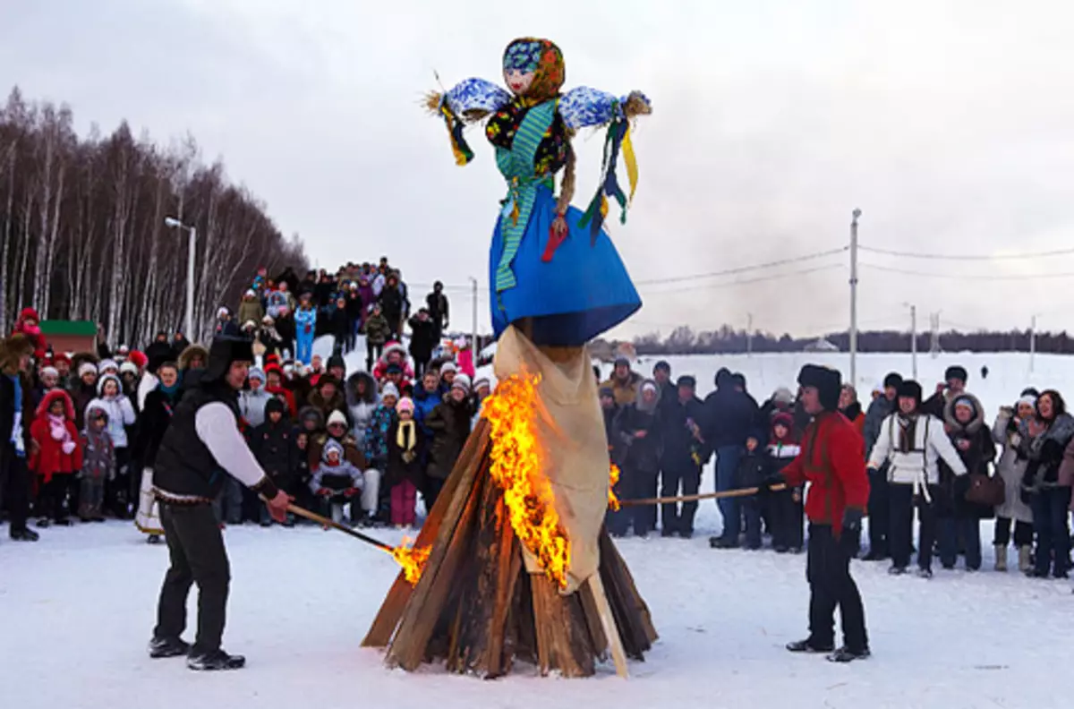 Sådan fejre Maslenitsa