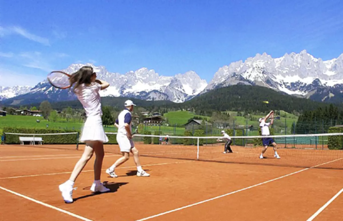 Veliki tenis za odrasle: Što je njezina korist