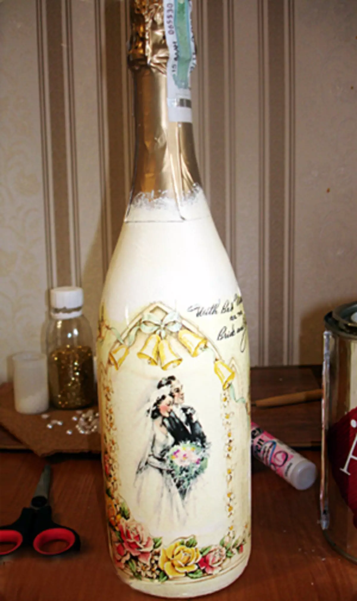 Decoupage Bottles per un matrimonio o un compleanno