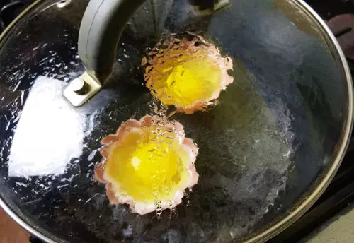 Egg Pashopota muMolds