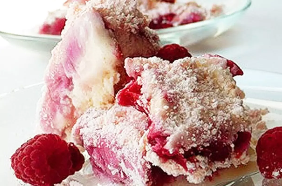 Raspberry Dessert.