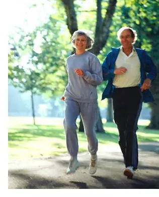 Vieux hommes courir