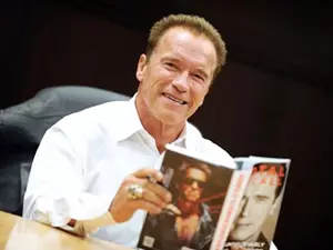 Cunno Arnold Schwarzenegger - oo jilicsan oo ku saabsan cuntada moodada