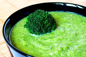 Zuppa di zuppa di broccoli